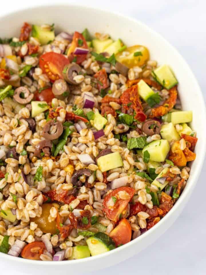 Mediterranean Farro Salad - This Home Kitchen
